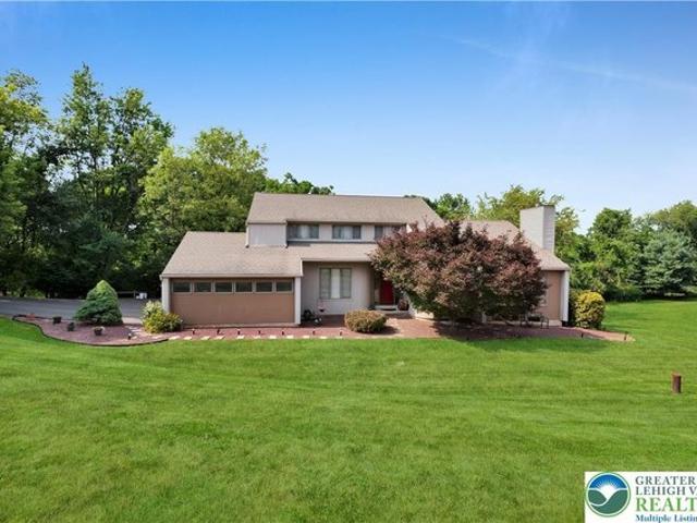 2081 Dolores Ln, Lower Saucon Township, PA 18055