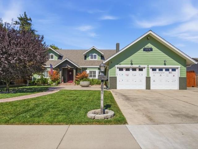 2081 Drew Ave, Turlock, CA 95382
