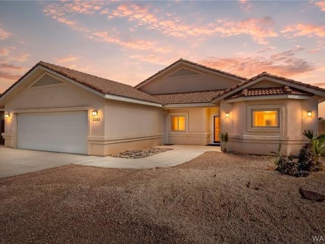 2081 E Mountain View Loop, Fort Mohave, AZ 86426