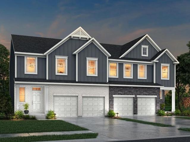 2081 Glenmont Dr, Brunswick, OH 44212