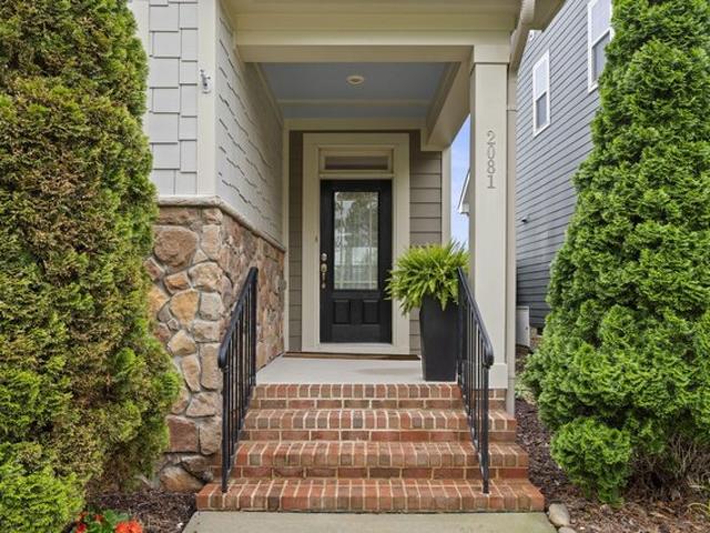 2081 Great Ridge Pkwy, Chapel Hill, NC 27516