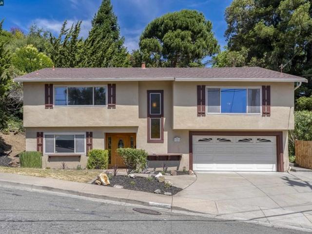 2081 Hoke Dr, Pinole, CA 94564