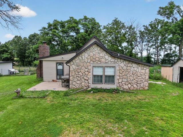2081 Sand Ridge Rd, Marshfield, MO 65706