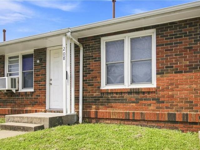 208/210 S Maguire St, Warrensburg, MO 64093
