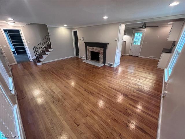 20825 Farnsleigh Road
