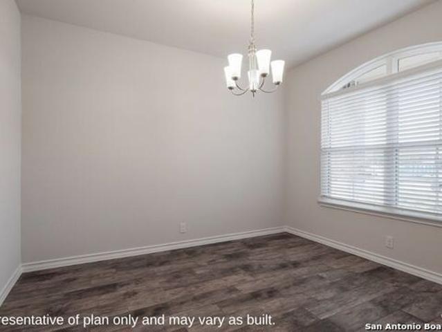 20825 Stonework Spur