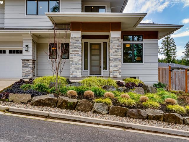2082 golfview ct