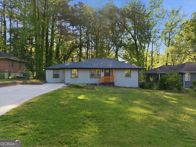 2082 Rosewood Road