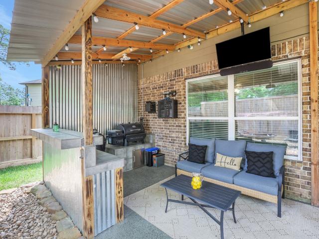 20837 Sheridan Heights Ln, Porter, TX 77365 | MLS #32327 | Compass