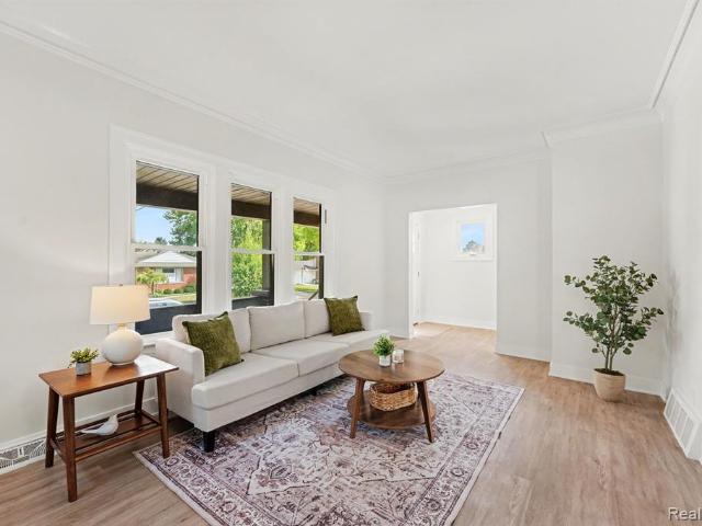20834 Ardmore Park Drive