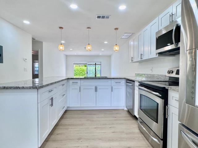 20834 Sedgewick Dr, Unit 327, Boca Raton, FL 33433 | MLS #R11162