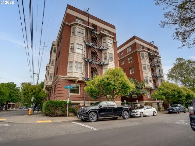 2083 nw johnson st # 41
