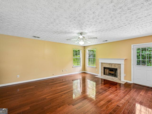 2083 Dylan Court