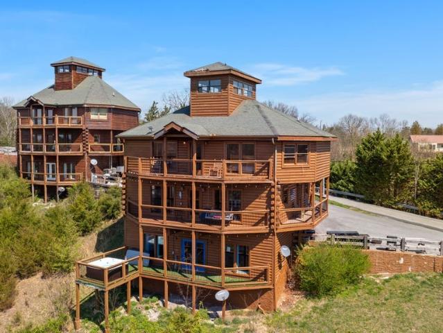 2083 Kerr Rd