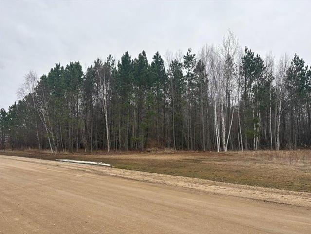 2083 Stanton Dr NW, Baudette, MN 56623