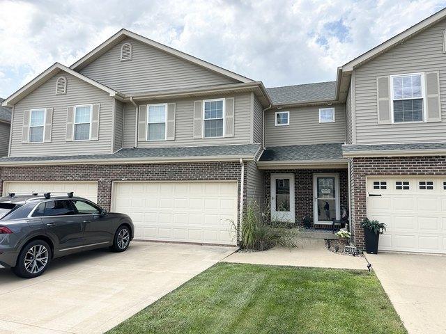 2083 Summerfield Ln, Bourbonnais, IL 60914
