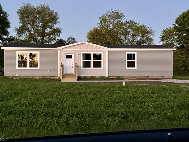 2083 S Friendship Dr, Paragon, IN 46166