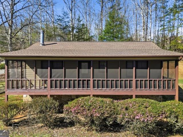 2083 Wood Lake Ln, Young Harris, GA 30582
