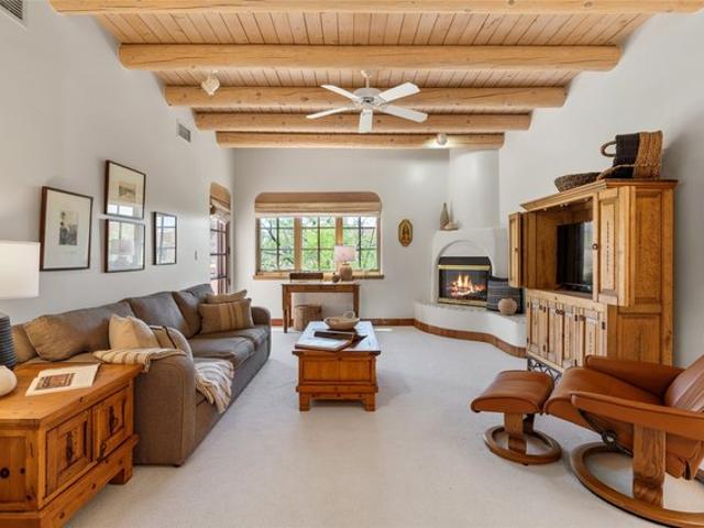 3101 Old Pecos Trl Unit 208, Santa Fe, NM 87505