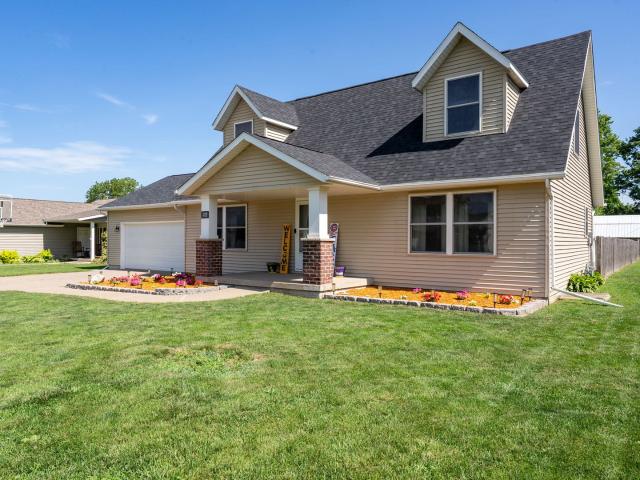 208 3rd Street