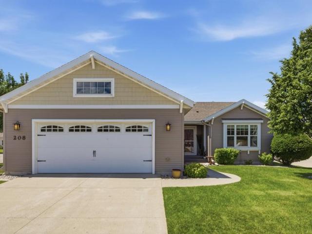 208 15th Avenue Way E, West Fargo, ND 58078