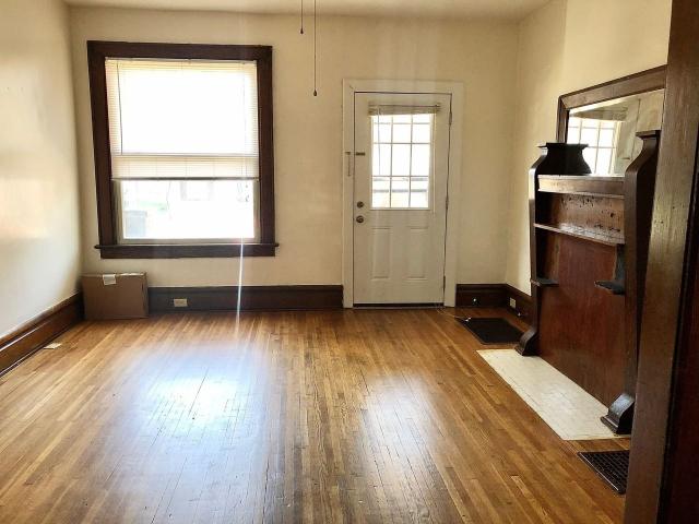 208 214 E 13th Ave 3 Bedroom Home for Rent at 208 E 13th Ave, Columbus, OH 43201 University