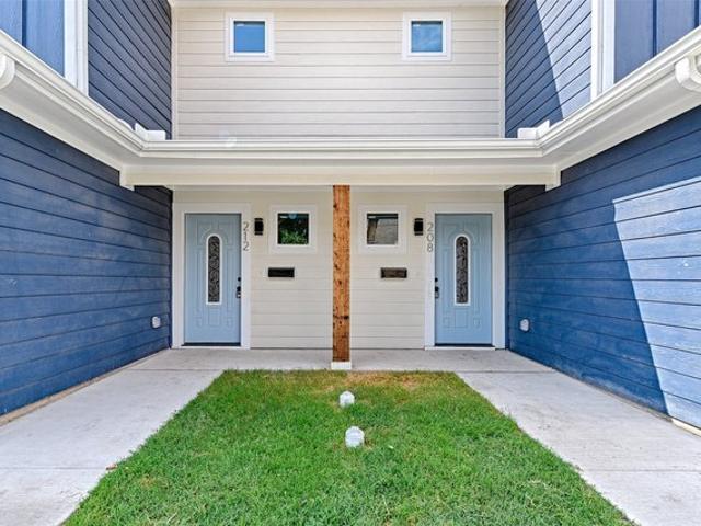 208 212 E Cherry St, Sherman, TX 75090
