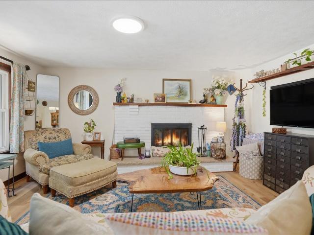 208 4th Street