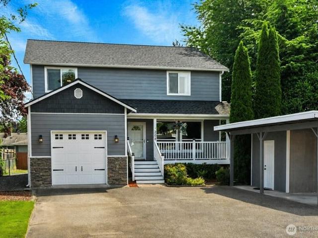 208 5th St, Sultan, WA 98294