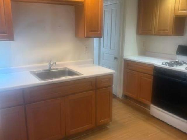208 9th Street