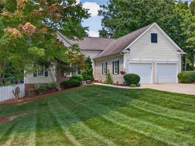 208 Cotswold Lane