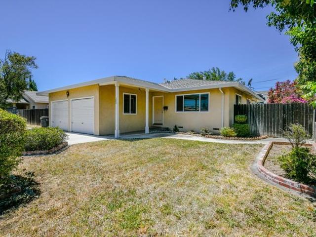 208 Cottonwood St, Woodland, CA 95695