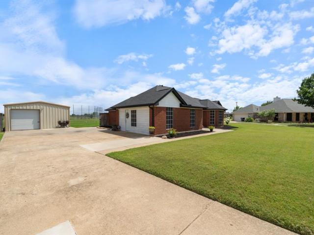 208 Country View Lane