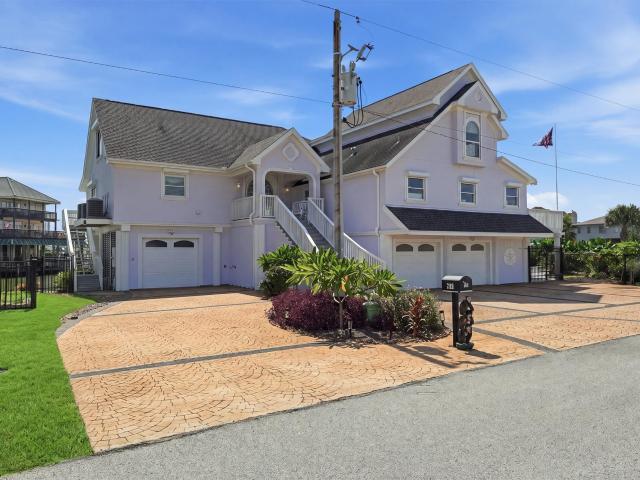 208 Coconut Street