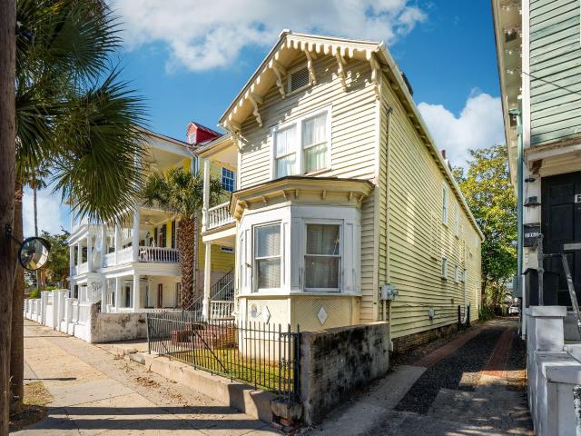 208 Calhoun Street