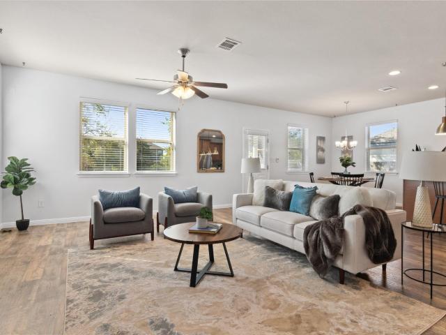 208 Callahan Ln