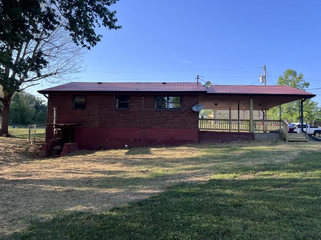 208 Cedar Ave