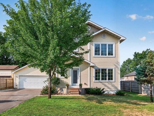 208 Clay St, Anoka, MN 55303