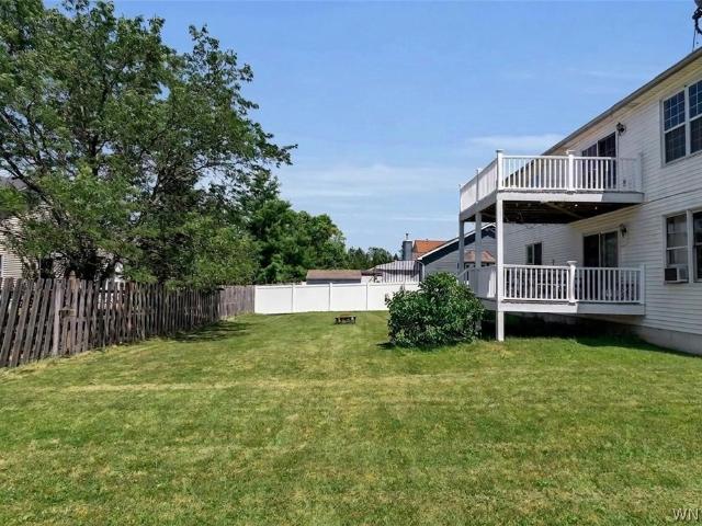 208 Crabapple Lane