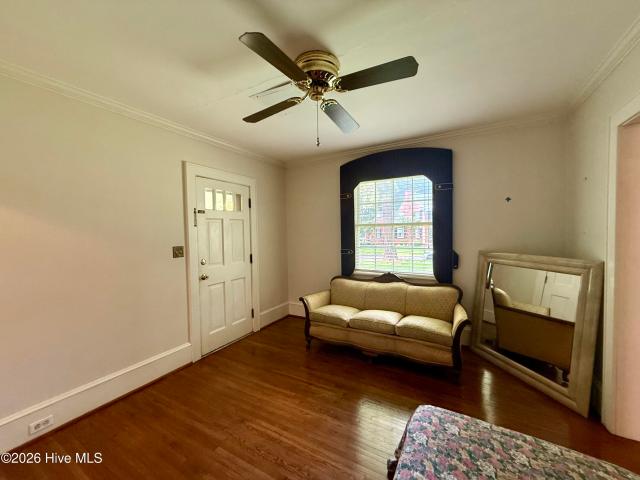 208 Crescent Drive