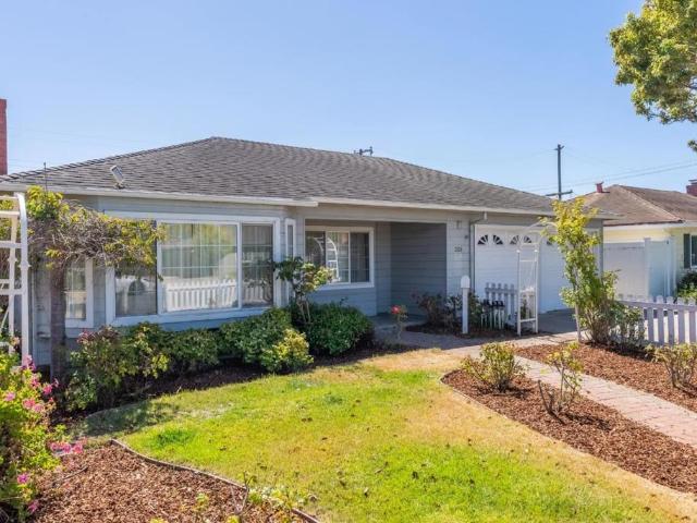 208 Angelus Drive