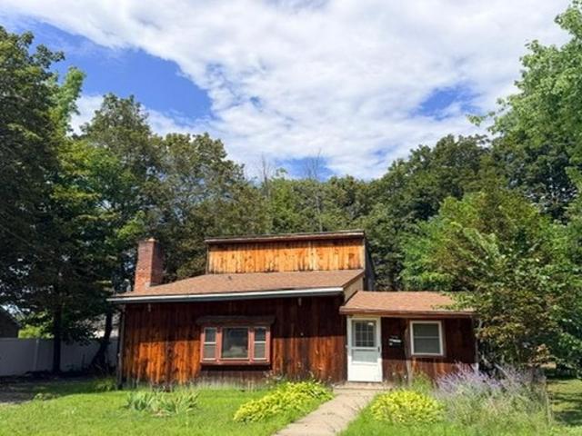 208 Allen Ave, Poultney, VT 05764