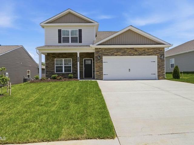 208 Artist Ave, Johnson City, TN 37615