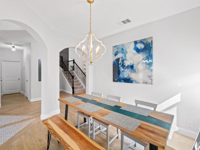 208 Arrezo Ln, Georgetown, TX 78628 | MLS #5648