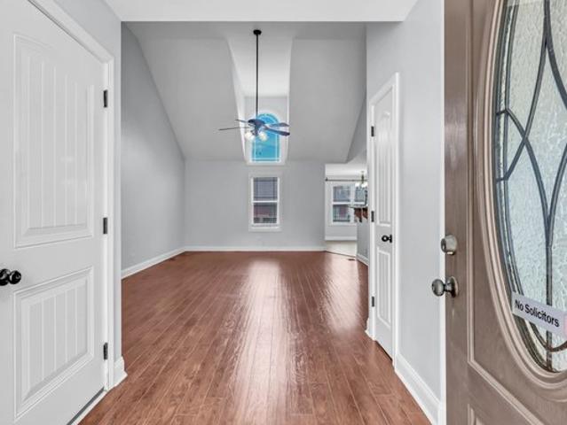 208 Azalea Dr, Oak Grove, KY 42262