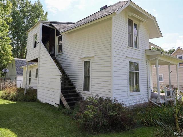 208 Baird Street