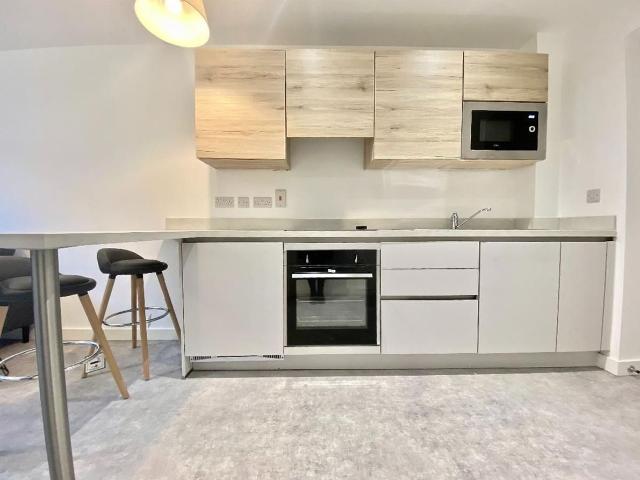 208 Birtin Works, Henry St S3, 1 bed flat to rent, £725 pcm | PrimeLocation