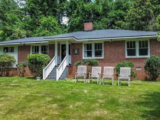 208 Briarcliff Rd, Athens, GA 30606