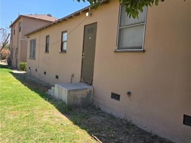 208 Brink Dr, Bakersfield, CA 93304