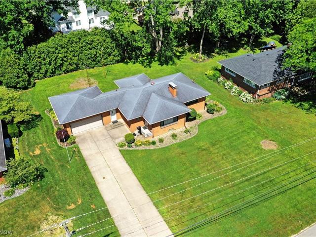 208 Broadway Avenue SE